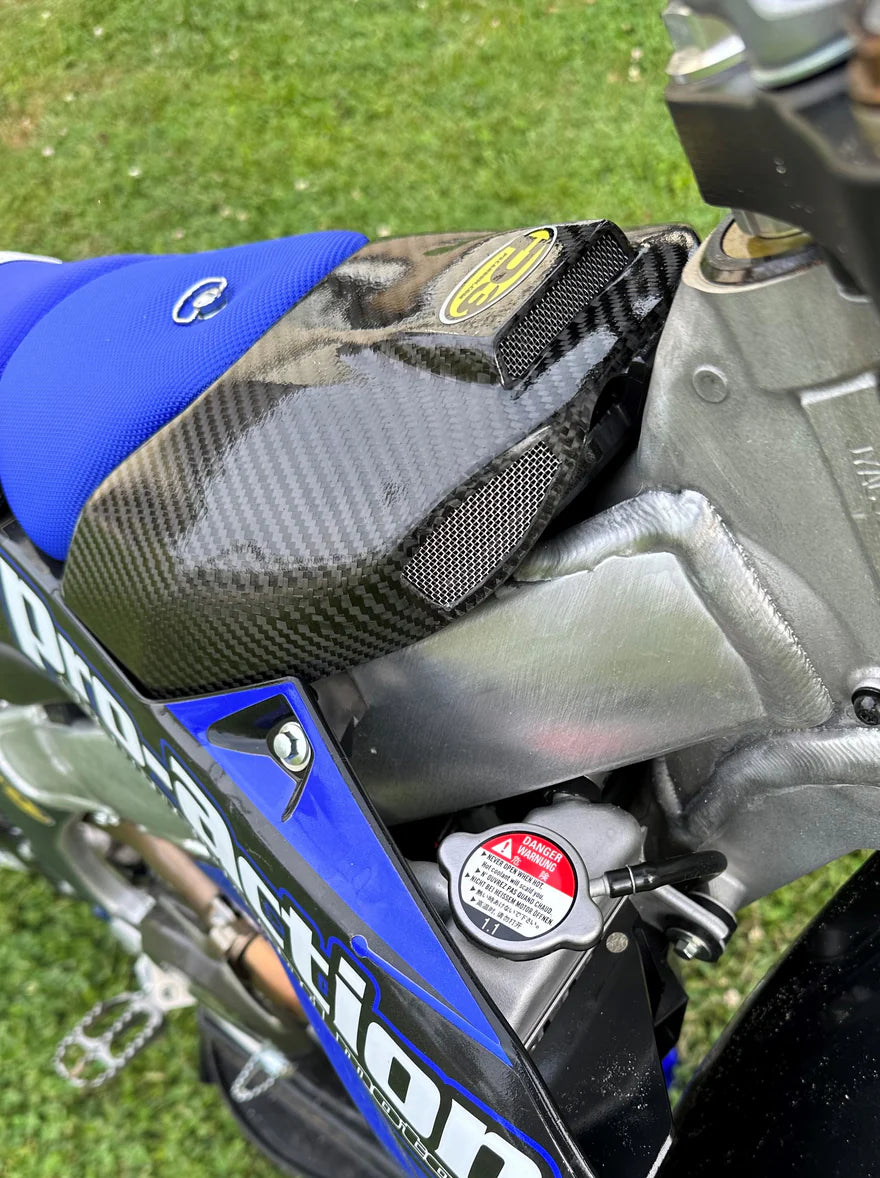 P3 CARBON - AIR INTAKE SCOOP - YAMAHA 23-26 YZ250F/FX / YZ450F/FX / WR ...